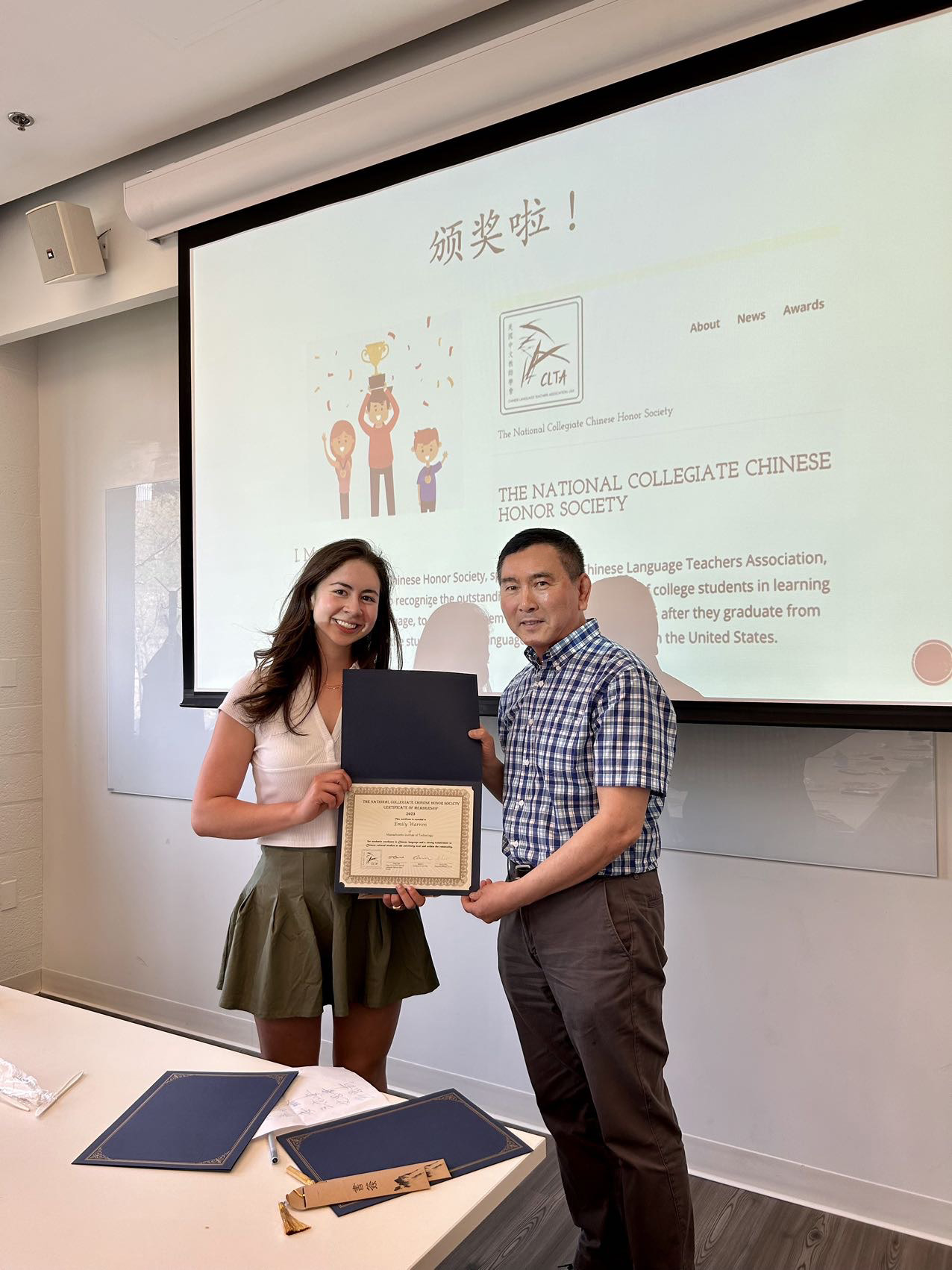 Students and teachers of Chinese language enjoy year-end celebration ...