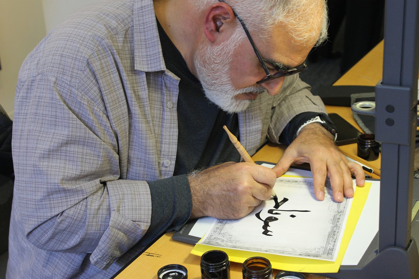 Arabic calligraphy demonstration | MIT Global Languages